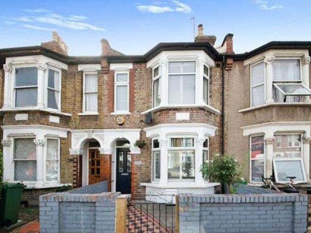 3 Bedroom Terraced House For Sale In London