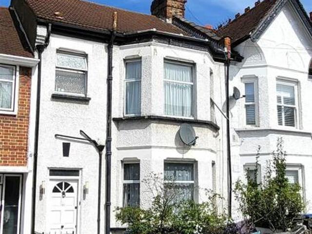 3 Bedroom Terraced House For Sale In London