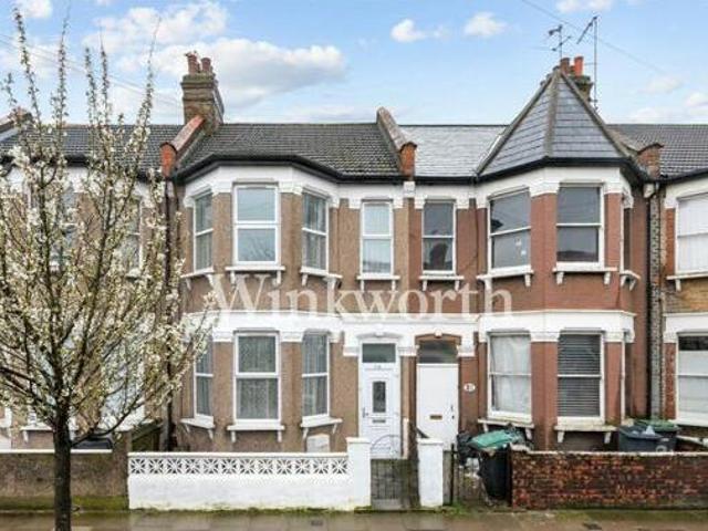 3 Bedroom Terraced House For Sale In London