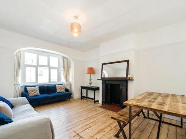 3 Bedroom Terraced House For Sale In London