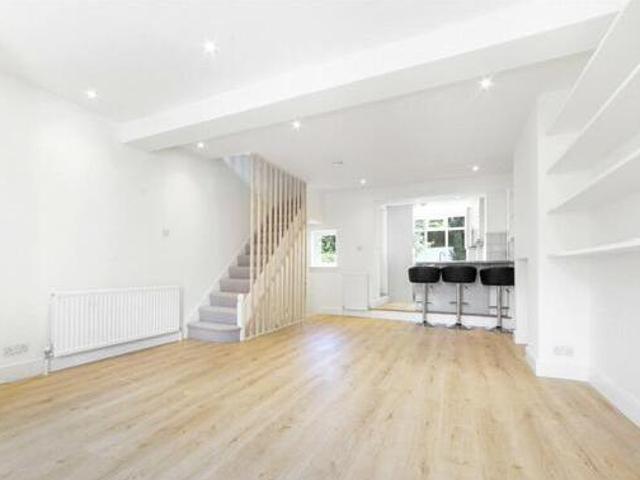 3 Bedroom Terraced House For Sale In London