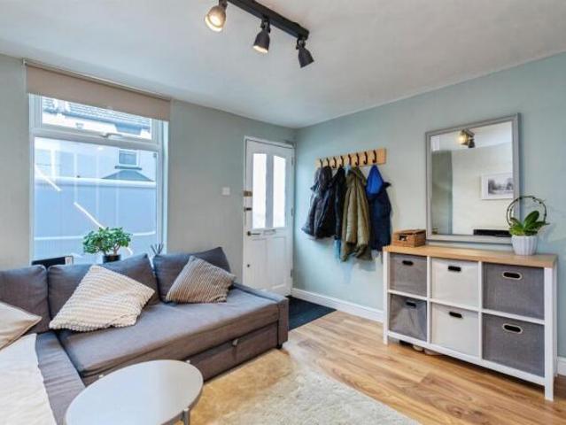 3 bedroom terraced house for sale in Layfield Road, GILLINGHAM, ME7