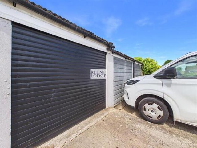 3 bedroom terraced house for sale in Laburnum Drive, Chelmsford, CM2