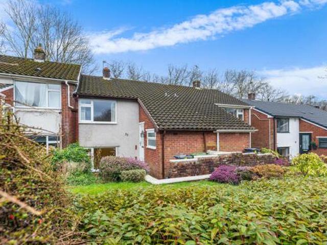 3 Bedroom Terraced House For Sale In Lakeside