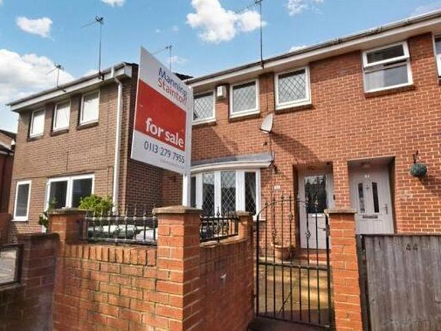 3 Bedroom Terraced House For Sale In Leeds