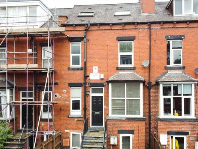 3 Bedroom Terraced House For Sale In Leeds