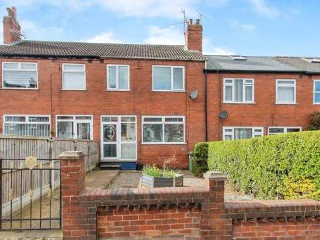 3 Bedroom Terraced House For Sale In Leeds, West Yorkshire