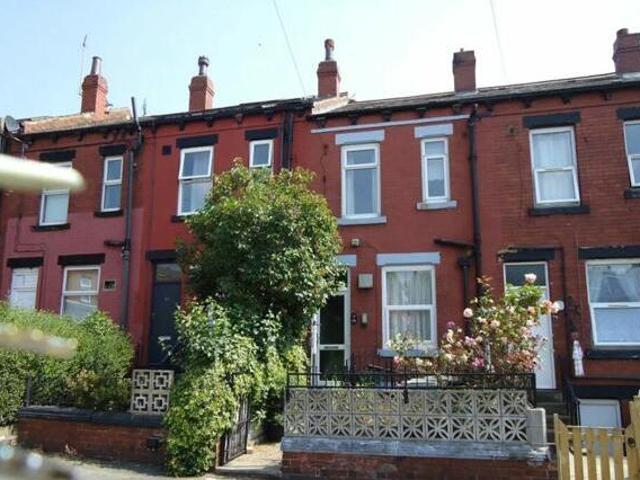 3 Bedroom Terraced House For Sale In Leeds, West Yorkshire