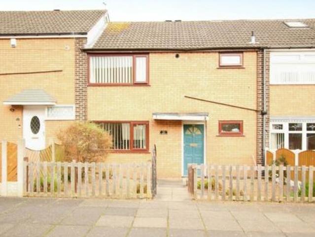 3 Bedroom Terraced House For Sale In Leeds, West Yorkshire