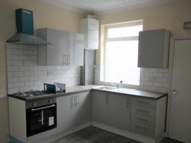 3 Bedroom Terraced House For Sale In Leeds, West Yorkshire