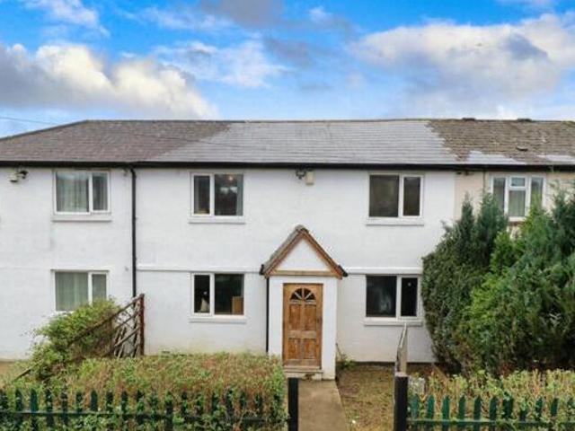 3 Bedroom Terraced House For Sale In Leeds, West Yorkshire