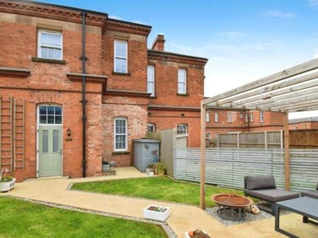 3 Bedroom Terraced House For Sale In Leicester, Leicestershire