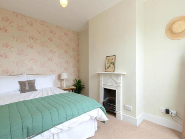 3 bedroom terraced house for sale in Leopold Street, East Oxford, OX4