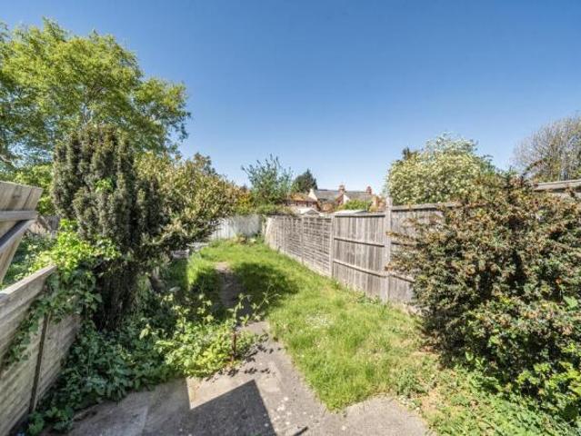 3 bedroom terraced house for sale in Littlehay Road, East Oxford, OX4
