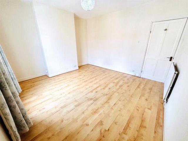 3 bedroom terraced house for sale in Lightwoods Road, Smethwick, West Midlands, B67