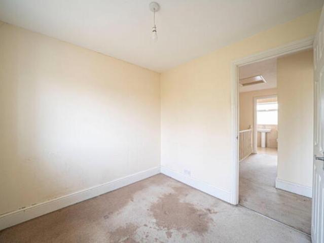 3 bedroom terraced house for sale in Lightsfield, Oakley, Basingstoke, RG23 7BL, RG23