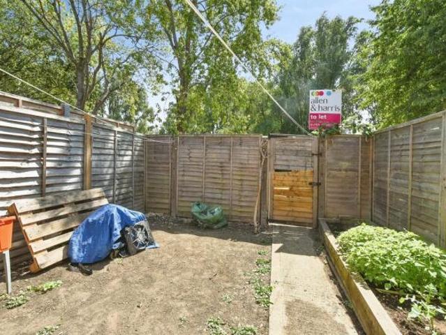 3 bedroom terraced house for sale in Lilac Court, Swindon, SN2