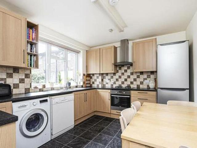 3 Bedroom Terraced House For Sale In Limehouse, London