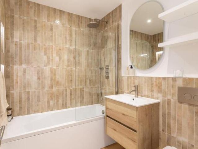 3 bedroom terraced house for sale in Lincoln Cottages, BN2