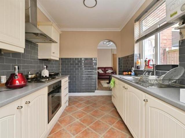 3 bedroom terraced house for sale in Lincoln Road, Peterborough, PE1