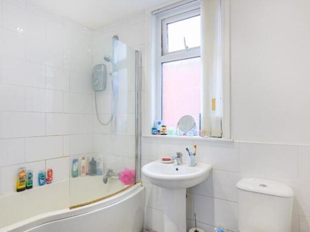 3 bedroom terraced house for sale in Linacre Lane, Bootle, L20