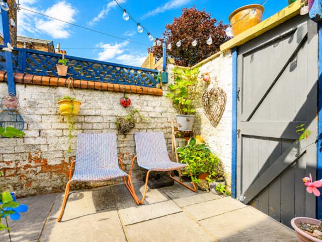3 bedroom terraced house for sale in Lindley Street, York, YO24 4JG, YO24