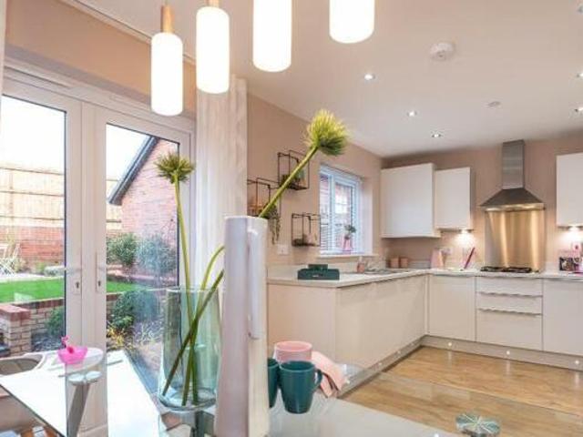 3 Bedroom Terraced House For Sale In Lisvane, Cardiff