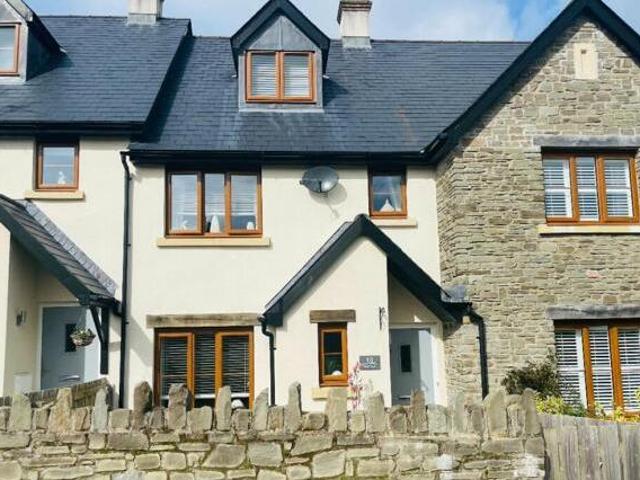 3 Bedroom Terraced House For Sale In Llangynidr