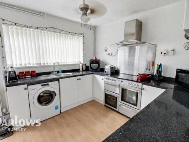 3 bedroom terraced house for sale in Llanrumney Avenue, Cardiff, CF3