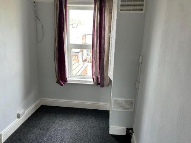 3 bedroom terraced house for sale in Llewellyn Road, Leamington Spa, Warwickshire, CV31