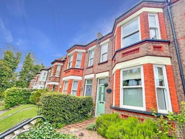 3 Bedroom Terraced House For Sale In Luton, Bedfordshire