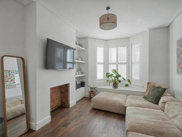 3 bedroom terraced house for sale in Lutterworth Road, Abington Northampton, NN1 5JN, NN1