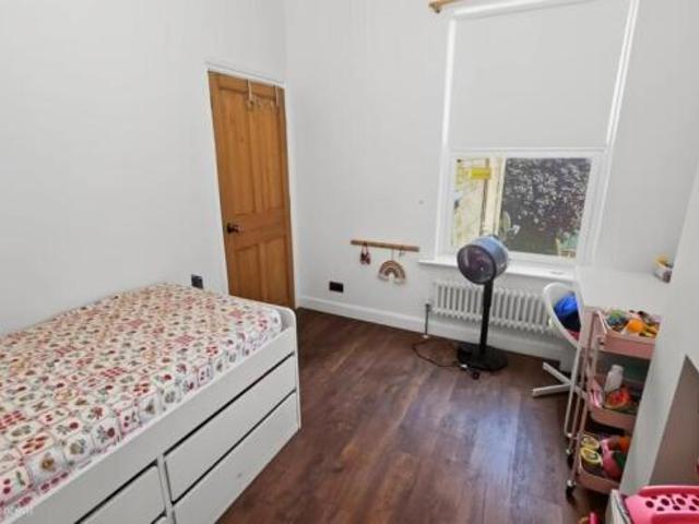 3 bedroom terraced house for sale in Lutterworth Road, Northampton, NN1