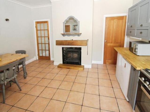 3 bedroom terraced house for sale in Mount Pleasant, Sutton On Hull, HU7