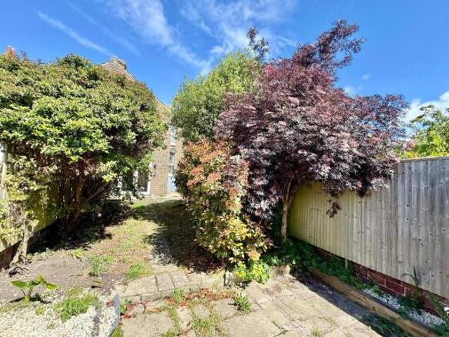 3 bedroom terraced house for sale in Monceux Road, Old Town, Eastbourne, BN21