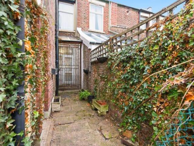 3 bedroom terraced house for sale in Montague Road, North End, PO2