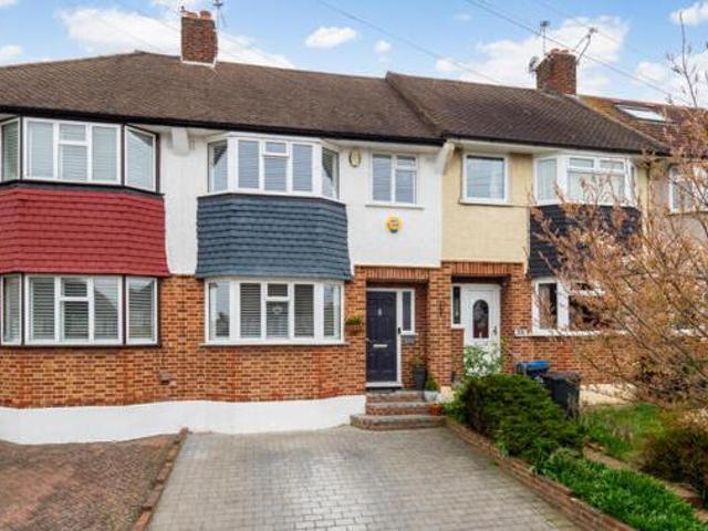 3 Bedroom Terraced House For Sale In Morden, Sm4 4rs