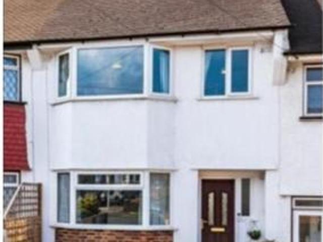 3 Bedroom Terraced House For Sale In Morden