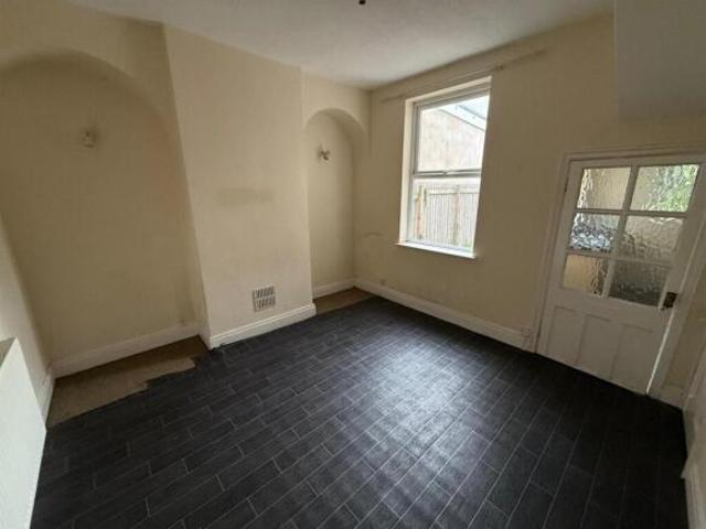 3 bedroom terraced house for sale in Macklin Street, Derby, DE1