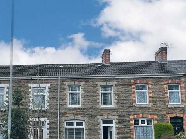 3 bedroom terraced house for sale in Maes Gwyn Neath SA10