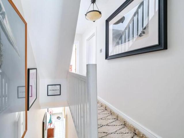 3 bedroom terraced house for sale in Magdalen Road, East Oxford, OX4