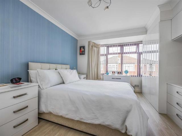 3 bedroom terraced house for sale in Magdalen Road, Portsmouth, PO2