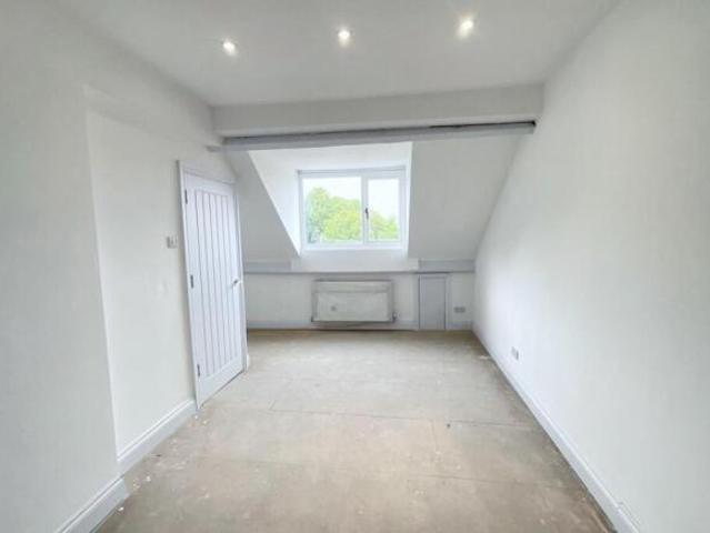 3 bedroom terraced house for sale in Main Road, Sheffield, S9 5HN, S9