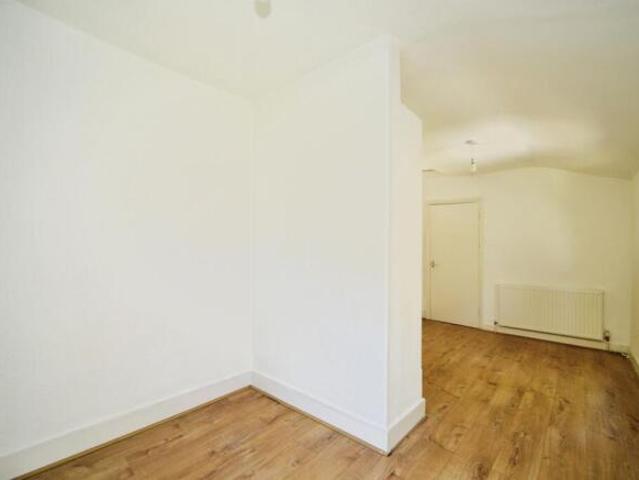 3 bedroom terraced house for sale in Malpas Road, London, SE4