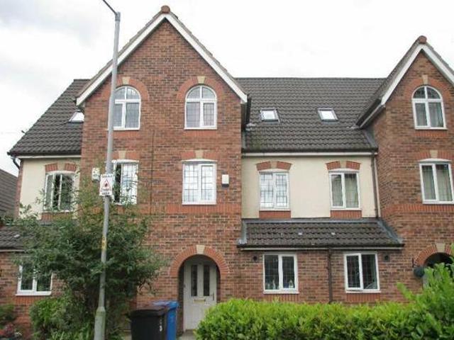 3 Bedroom Terraced House For Sale In Manchester, Greater Manchester
