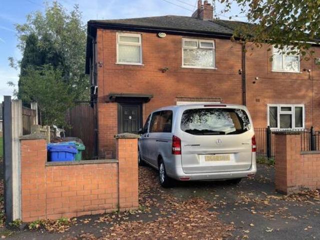 3 Bedroom Terraced House For Sale In Manchester, Lancashire