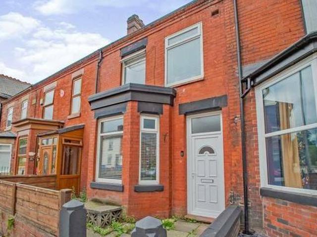 3 bedroom terraced house for sale in Manchester Old Road Middleton Manchester M24