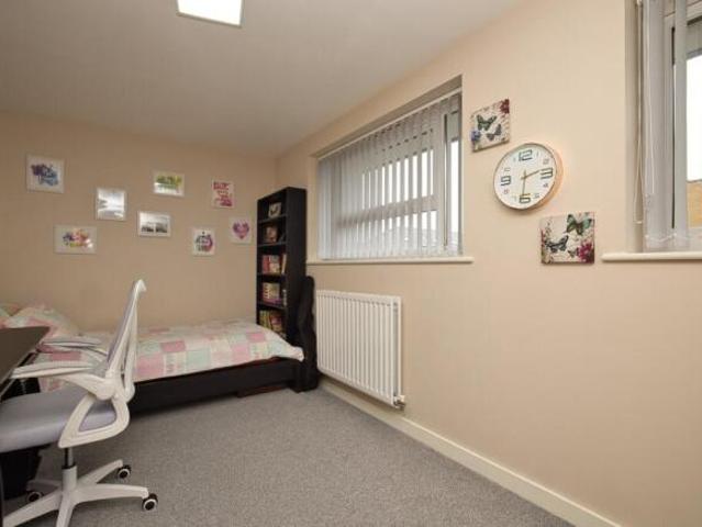 3 bedroom terraced house for sale in Manston Road, Ramsgate, CT12