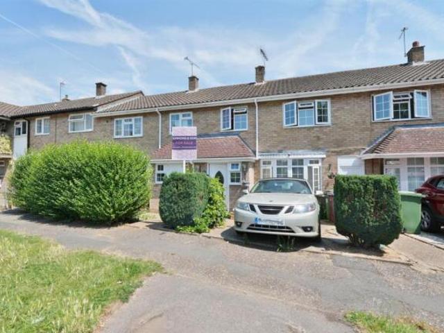 3 bedroom terraced house for sale in Marescroft Road, Slough, SL2