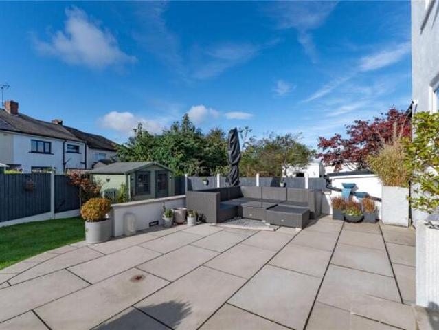 3 bedroom semi detached house for sale in Markham Crescent, Rawdon, Leeds, West Yorkshire, LS19